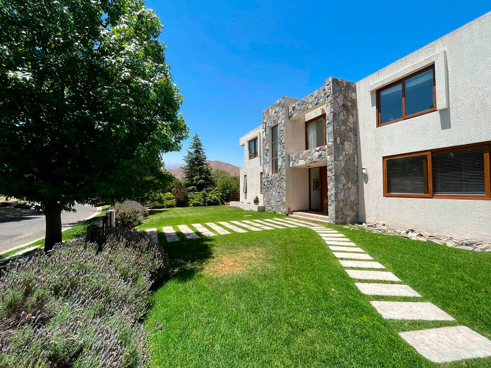 Condominio Las Brisas Chicureo – Francisca de la Jara